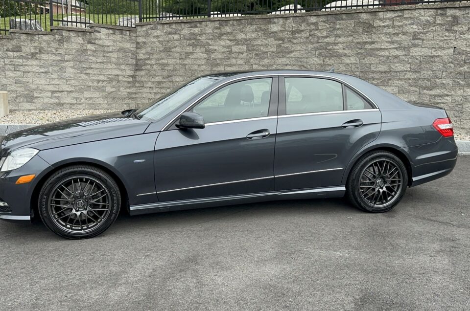 Mercedes Benz E350 – Wolf Luxury Car Rental